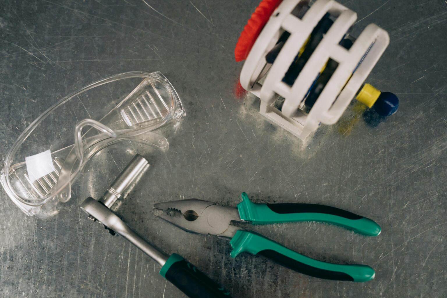 Common Mistakes to Avoid When Using a Ratchet Wrench